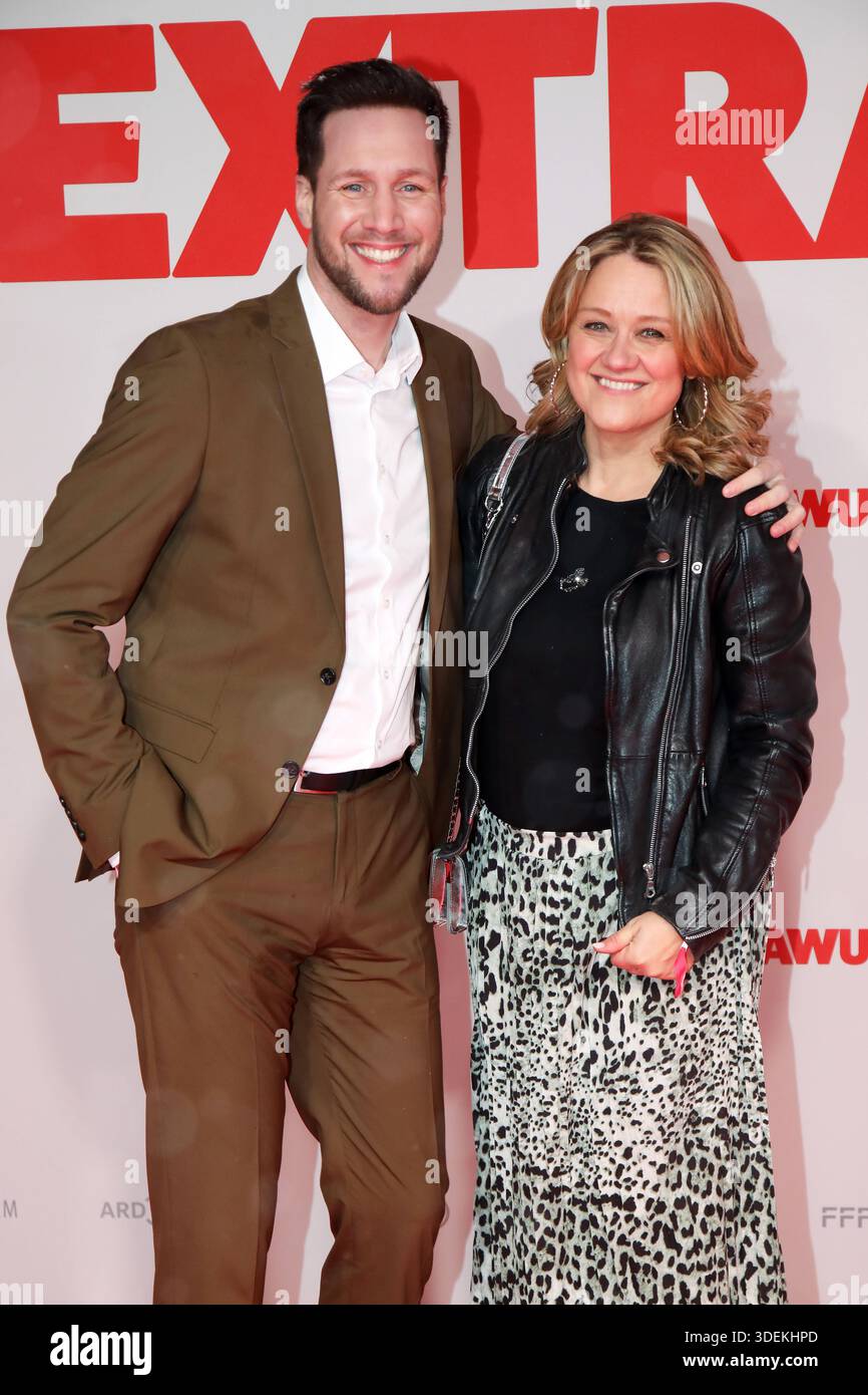 Weltpremiere von Extrawurst in Essen Essen, 07.01.2026 Lisa Feller and ...