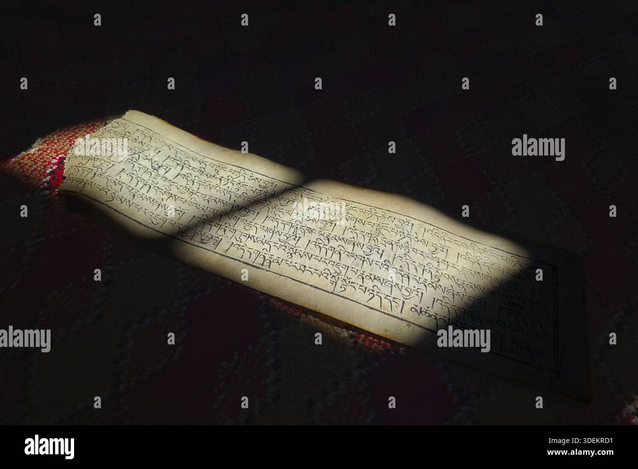 Sanskrit writing hi-res stock photography and images - Alamy