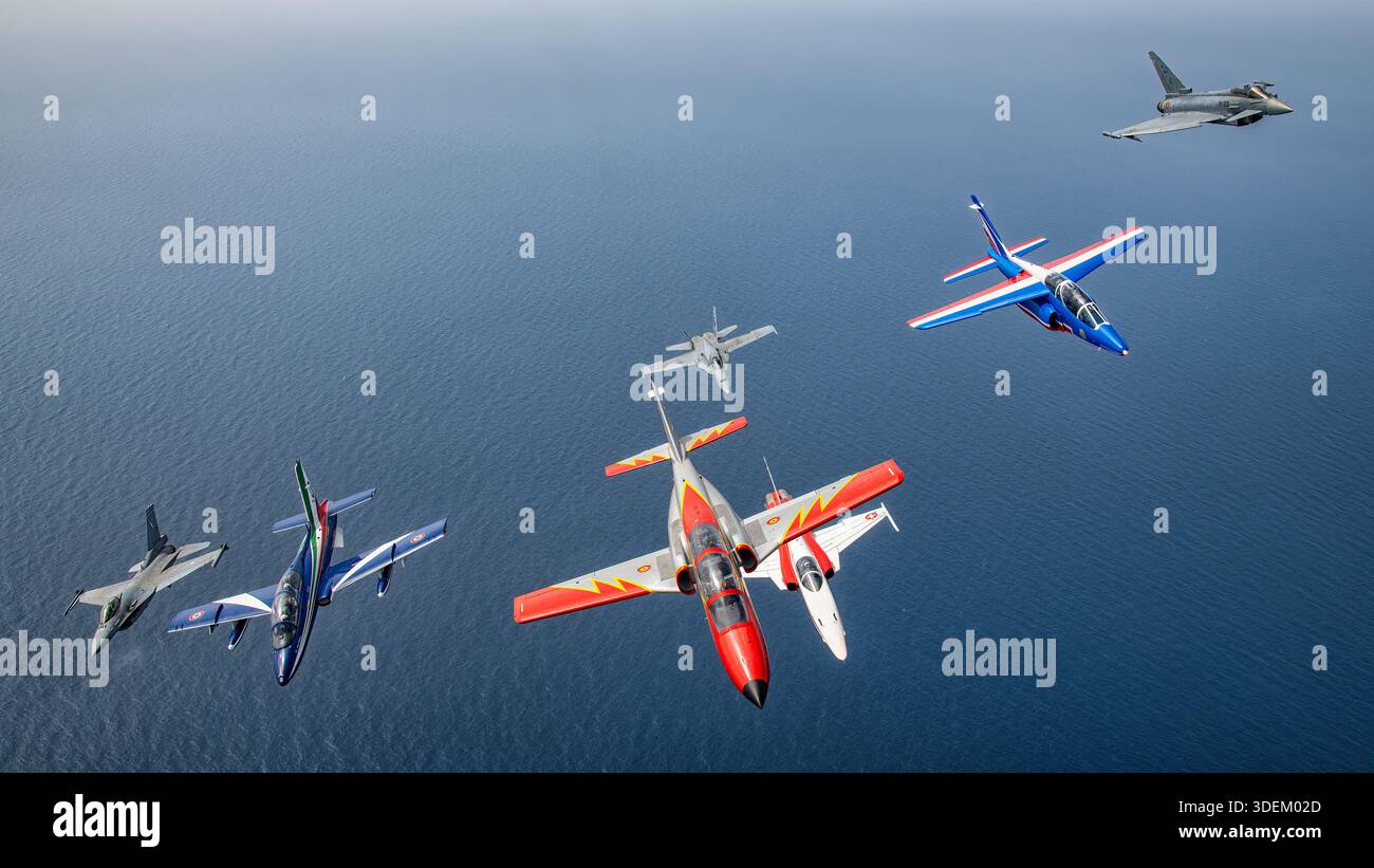 Internacional air festival hi-res stock photography and images - Alamy