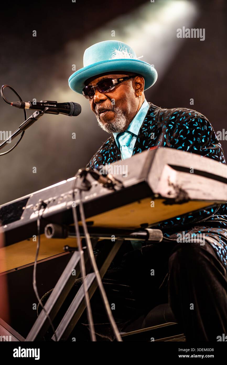 Fontaneto d'Agogna, Italy. 07th Jan, 2026. The American singer ...