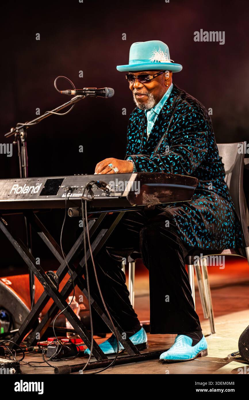 Fontaneto d'Agogna, Italy. 07th Jan, 2026. The American singer ...