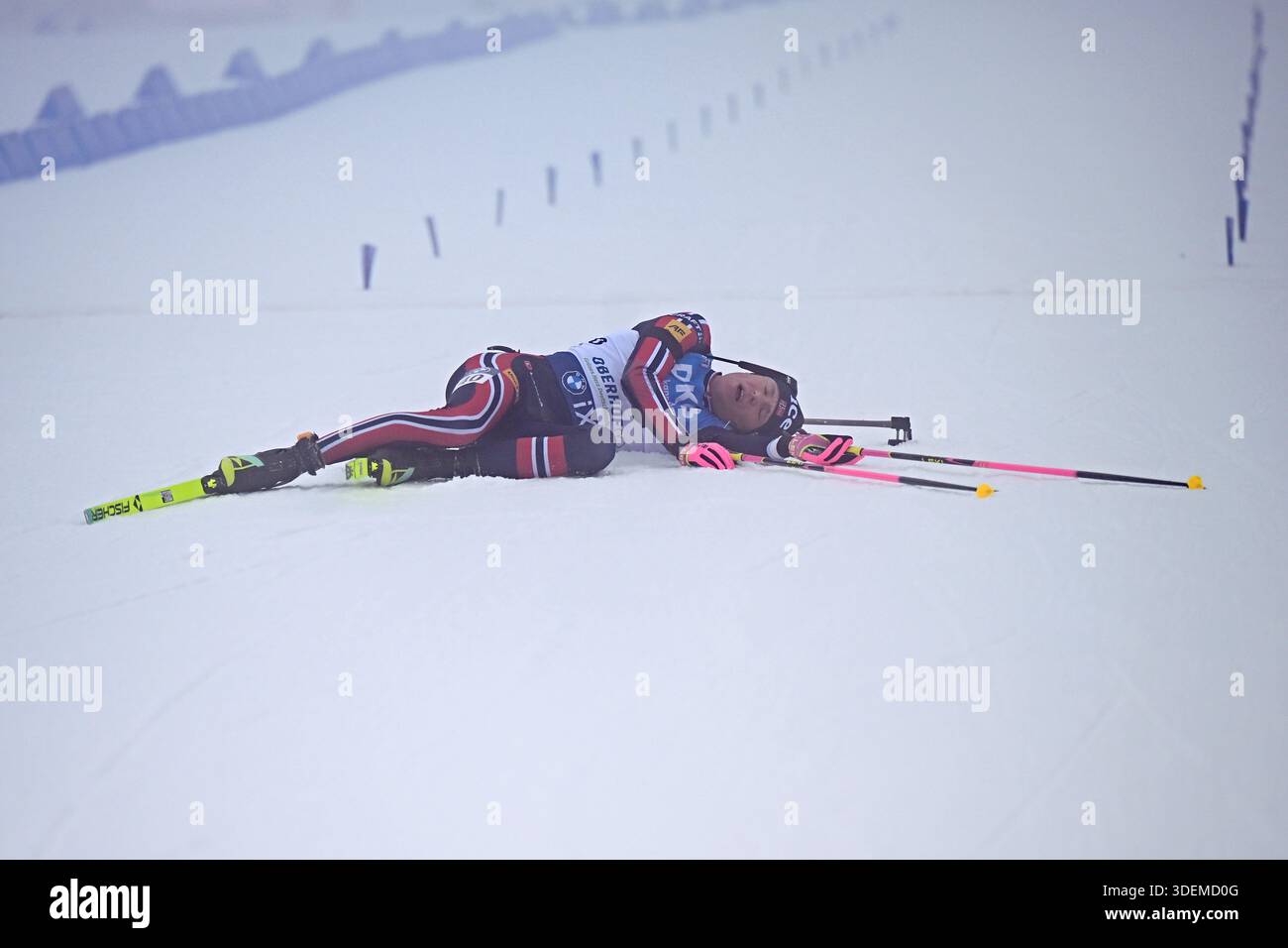 08 January 2026, Thuringia, Oberhof: Biathlon: World Cup, sprint 10 km ...