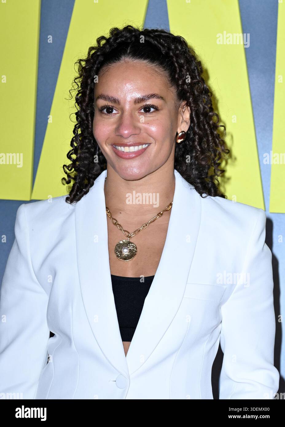 Shannon Ryan attends "Giant" UK Gala Screening at Picturehouse Centra ...