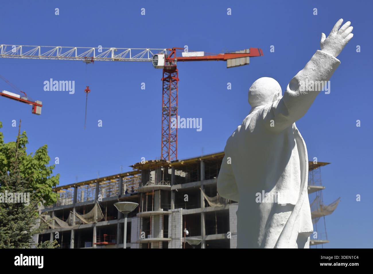 Moscow, Russia - May 17, 2019: Monument to the communist leader Lenin ...