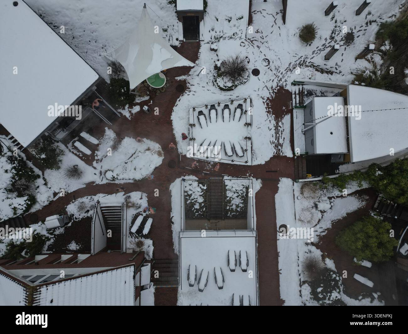 PRODUCTION - 08 January 2026, Lower Saxony, Neuharlingersiel: View of ...