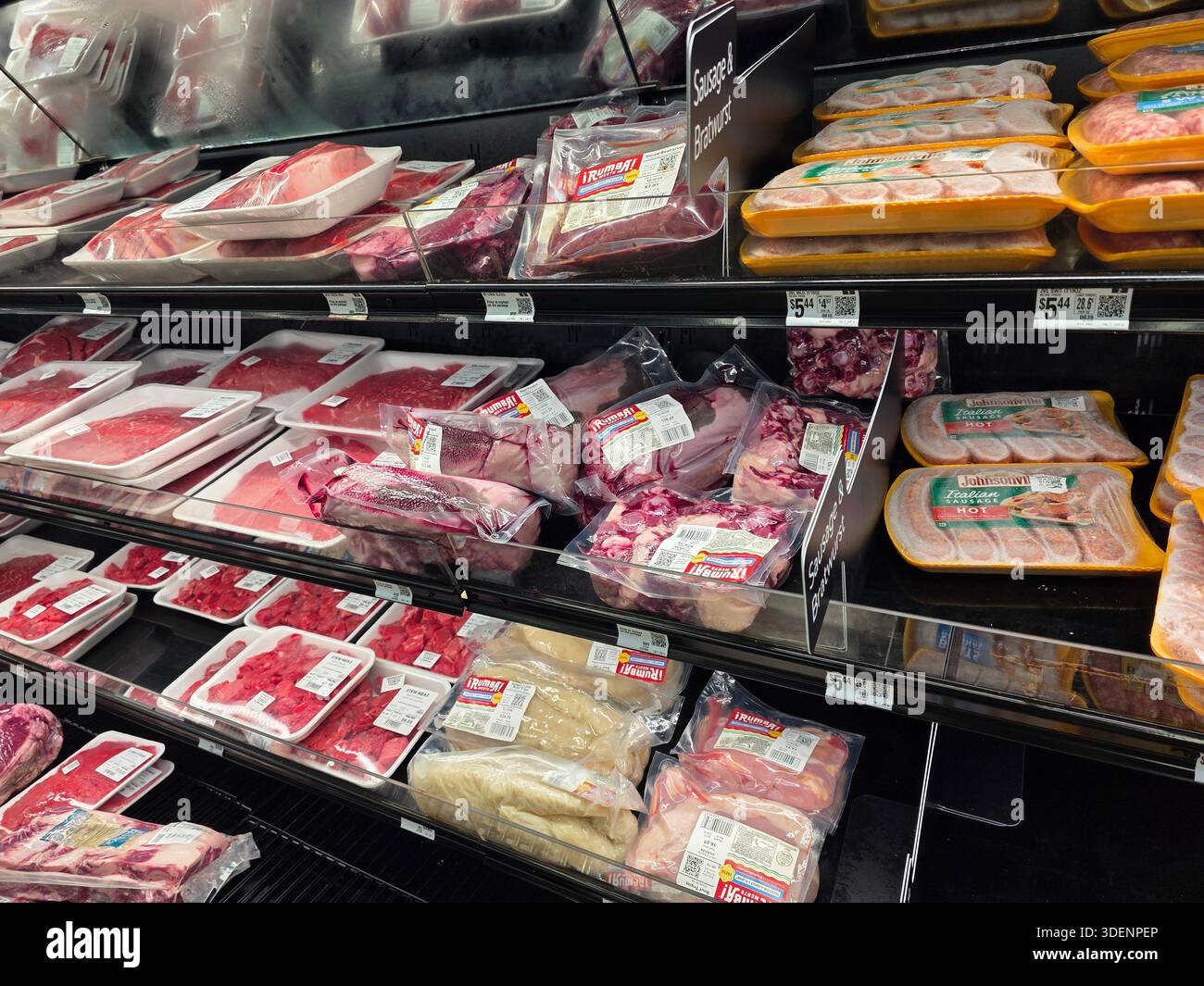 Walking Inside of Walmart Grocery Store Stock Photo - Alamy