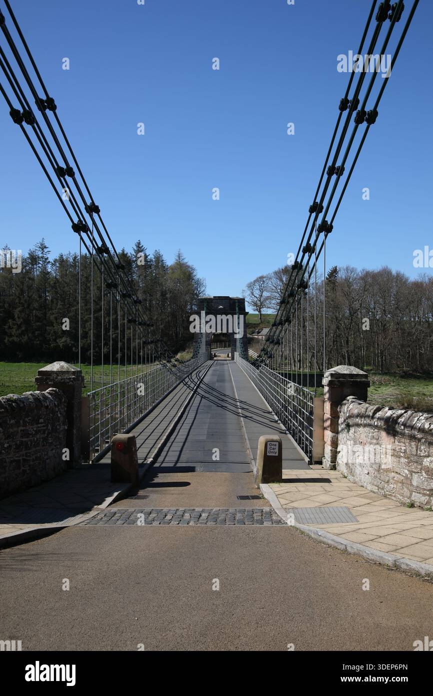 Union bridge berwickshire hi-res stock photography and images - Alamy