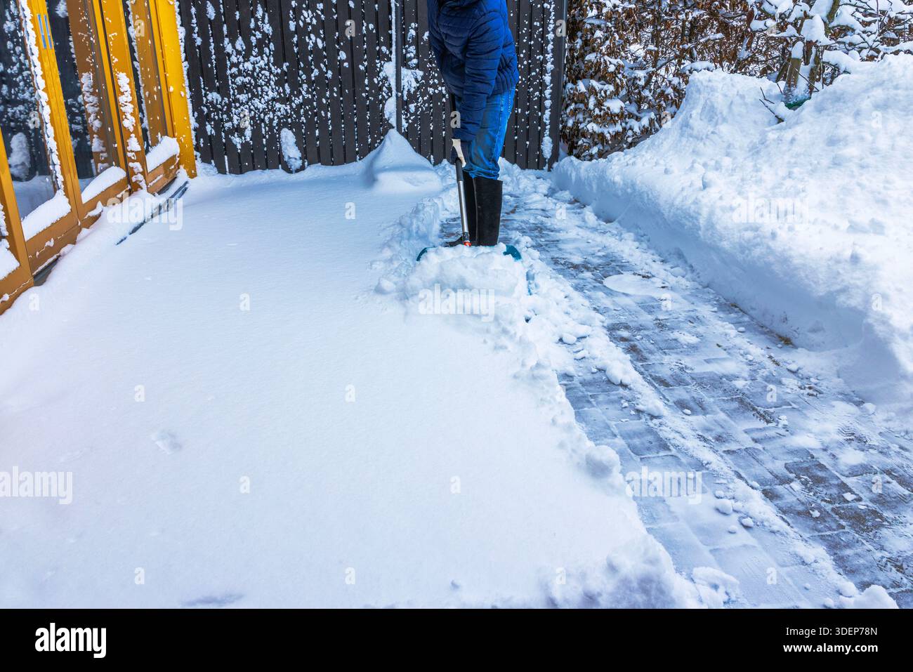 Snow removal process residential hi-res stock photography and images ...