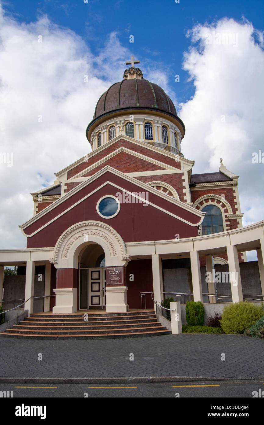 Beautiful architectural dome structure hi-res stock photography and ...