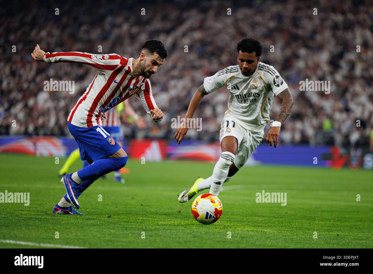 Jeddah, Saudi Arabia. 8th Jan 2025; Alex Alejandro Baena (Atletico de Madrid) and Rodrygo Goes ...