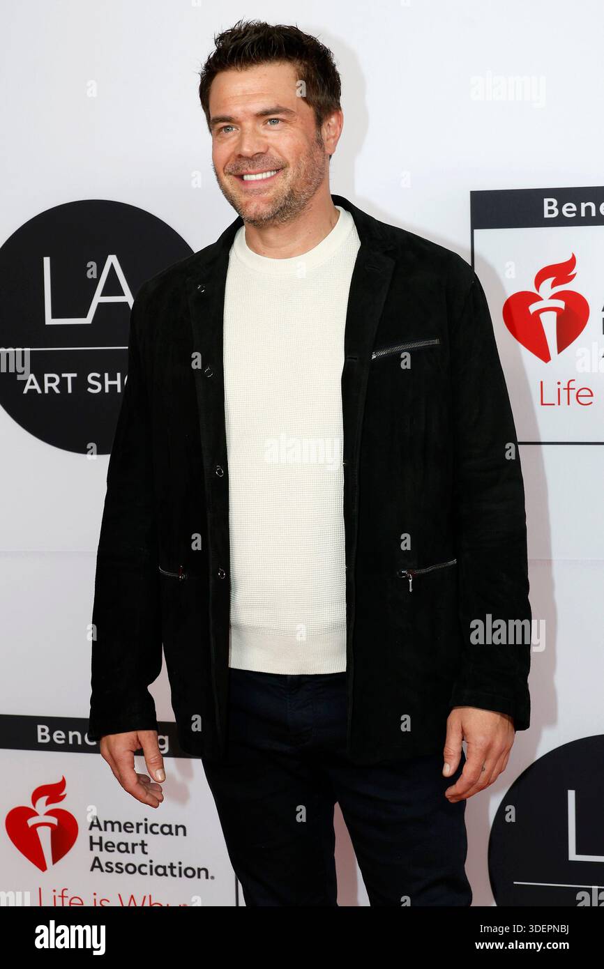 LOS ANGELES - JAN 7: Charlie Weber at 2026 LA Art Show Opening Night ...