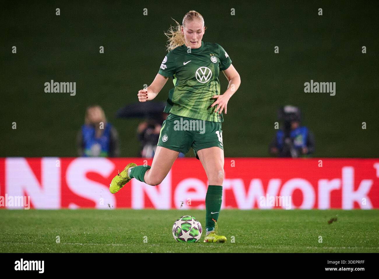 VfL Wolfsburgo’s Camila Kuver during Women’s Champions League 2025-2026 ...