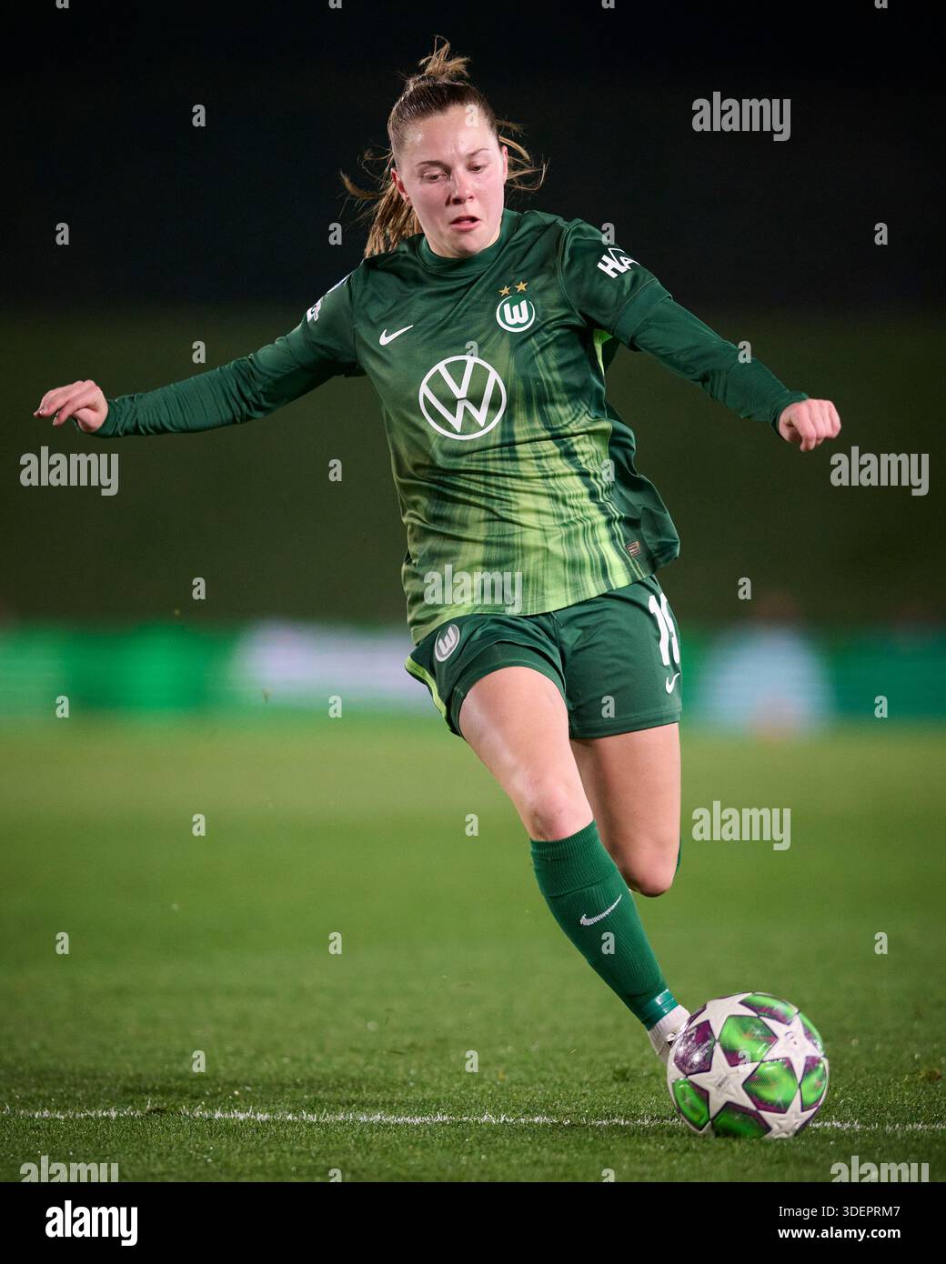 VfL Wolfsburgo’s Janou Levels during Women’s Champions League 2025-2026 ...
