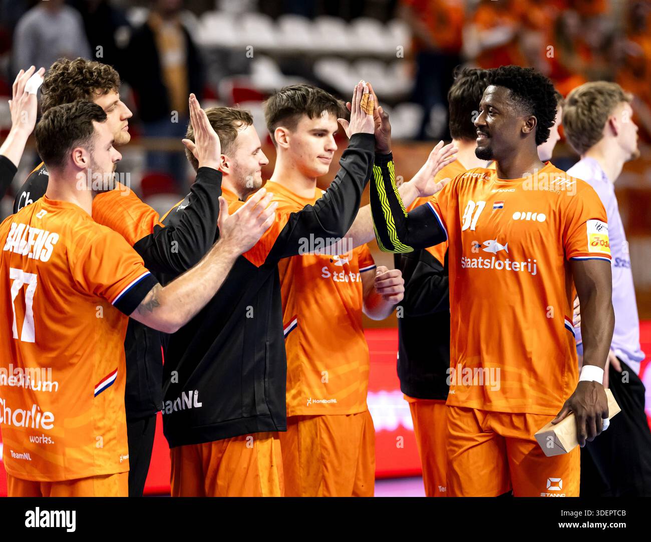 ALMERE - Reinier Taboada and other Dutch handball players celebrate ...