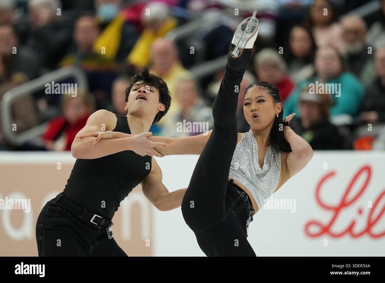Amy Cui and Jonathan Rogers compete during the ice dance competition at ...