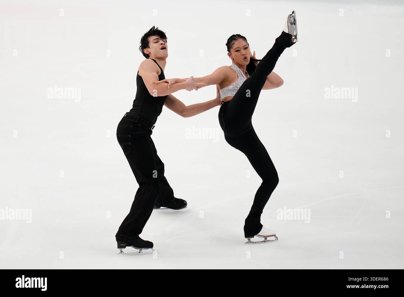Amy Cui and Jonathan Rogers compete during the ice dance competition at ...