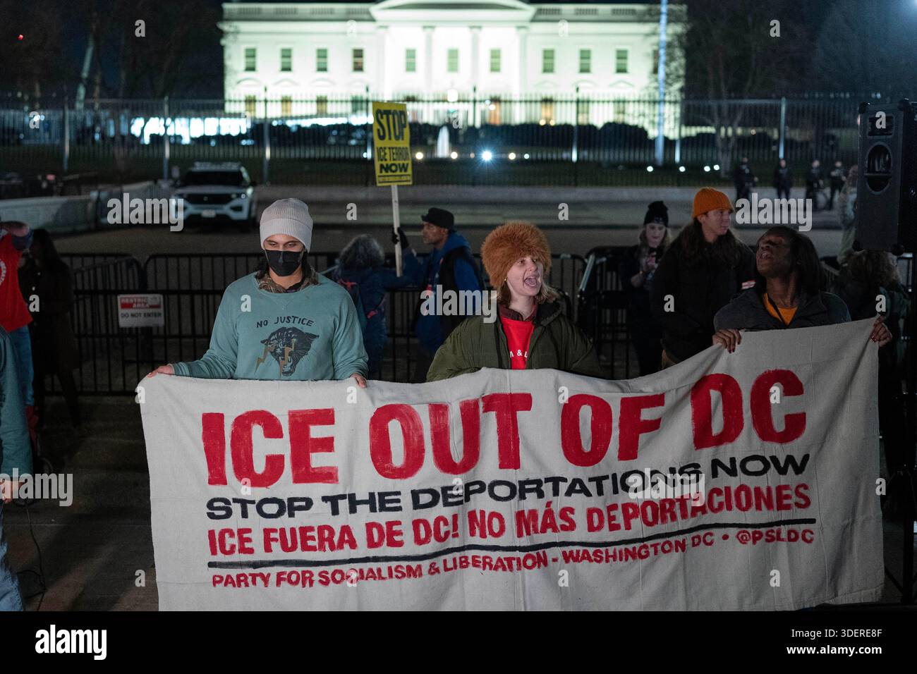 Demonstrators protest outside the White House in Washington, Thursday ...