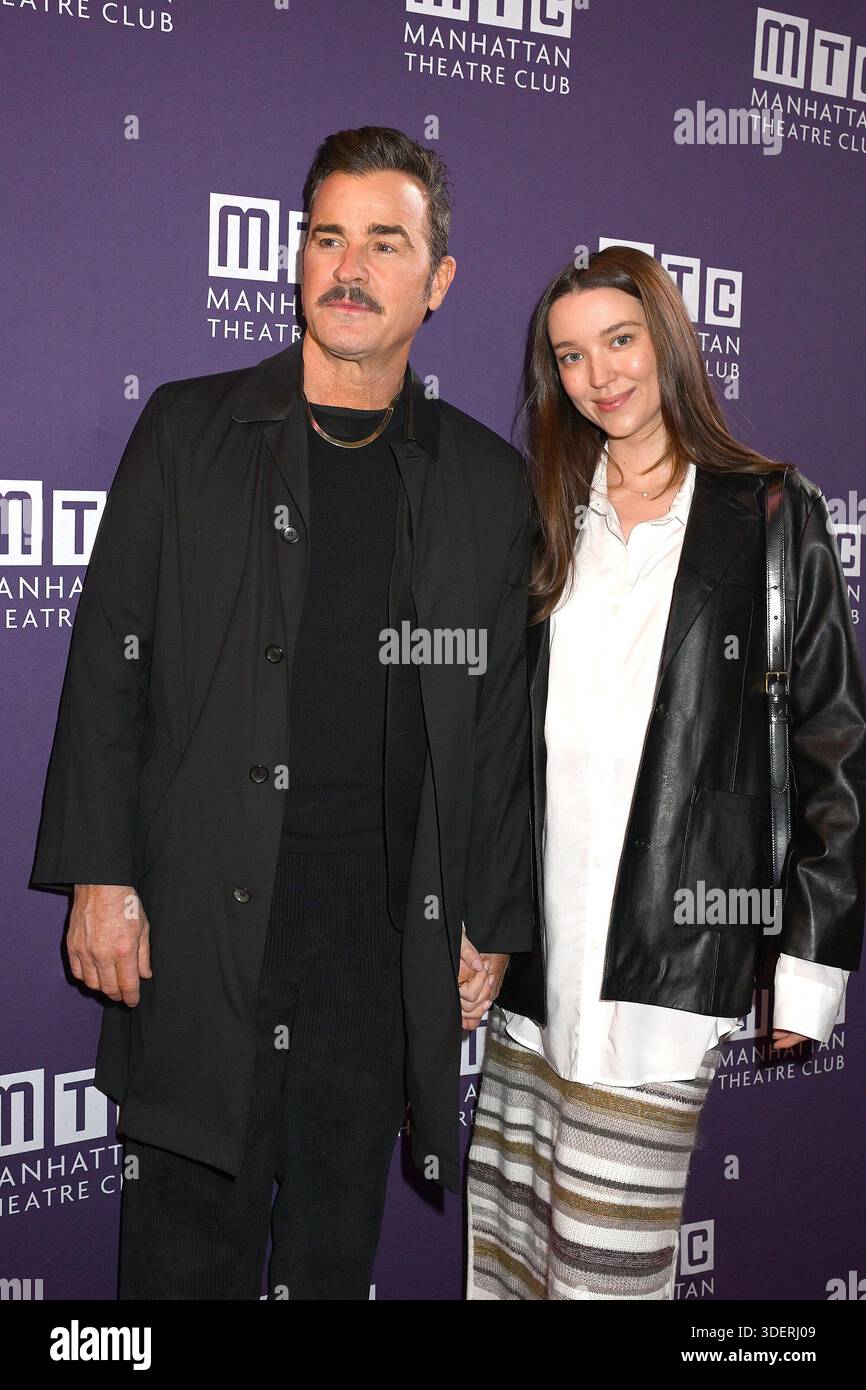 Justin Theroux and wife Nicole Brydon Bloom attend the MTC Broadway ...