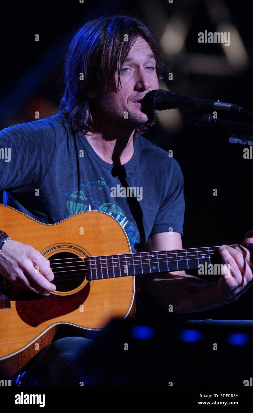 09 June 2005 - Nashville, Tennessee - . 2005 CMA Music Festival held at ...