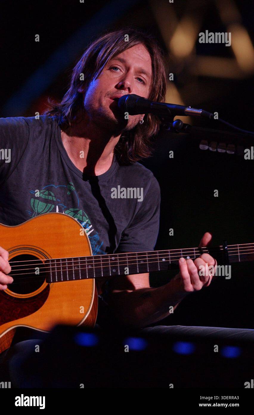 09 June 2005 - Nashville, Tennessee - . 2005 CMA Music Festival held at ...