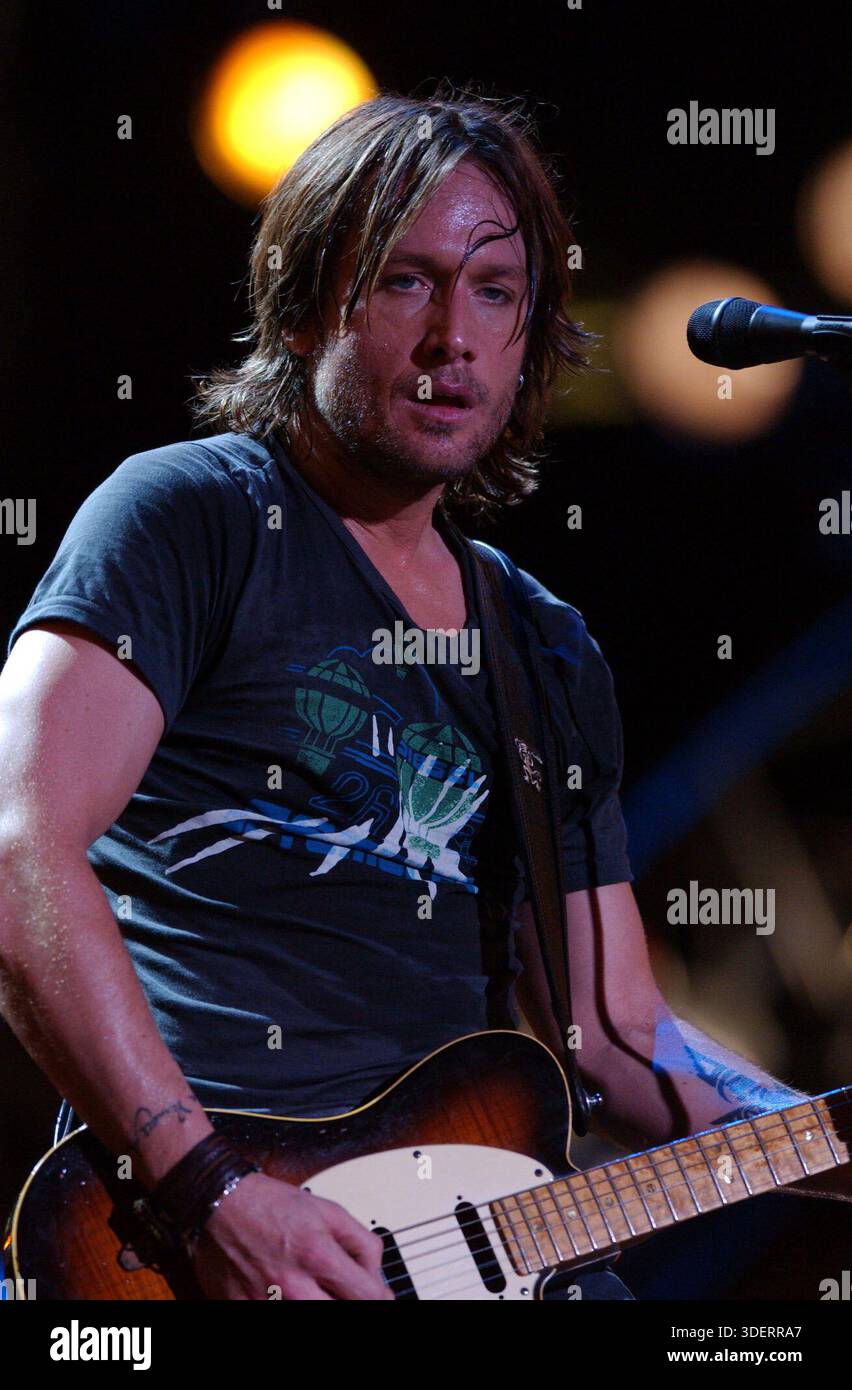 09 June 2005 - Nashville, Tennessee - . 2005 CMA Music Festival held at ...