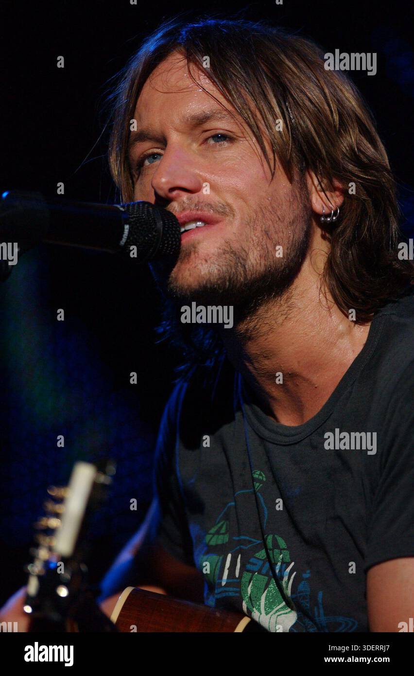 09 June 2005 - Nashville, Tennessee - . 2005 CMA Music Festival held at ...