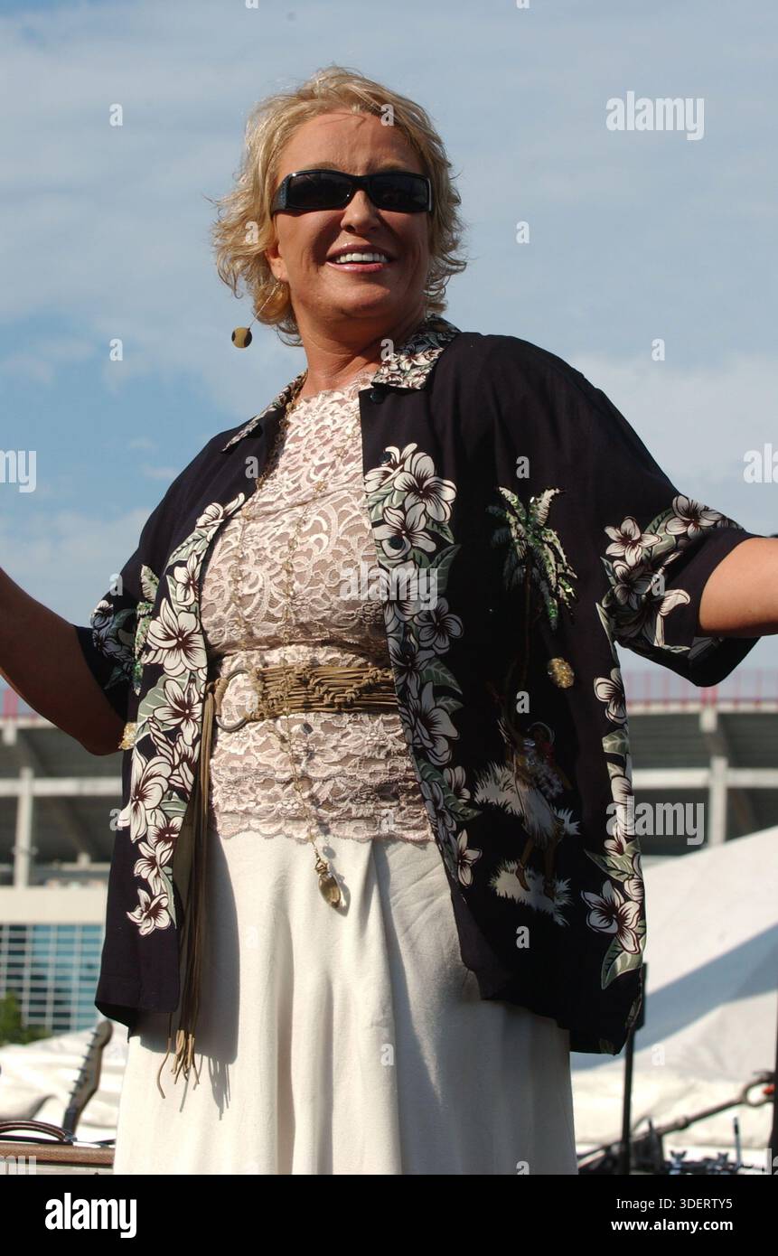 09 June 2005 - Nashville, Tennessee - Tanya Tucker. 2005 CMA Music ...