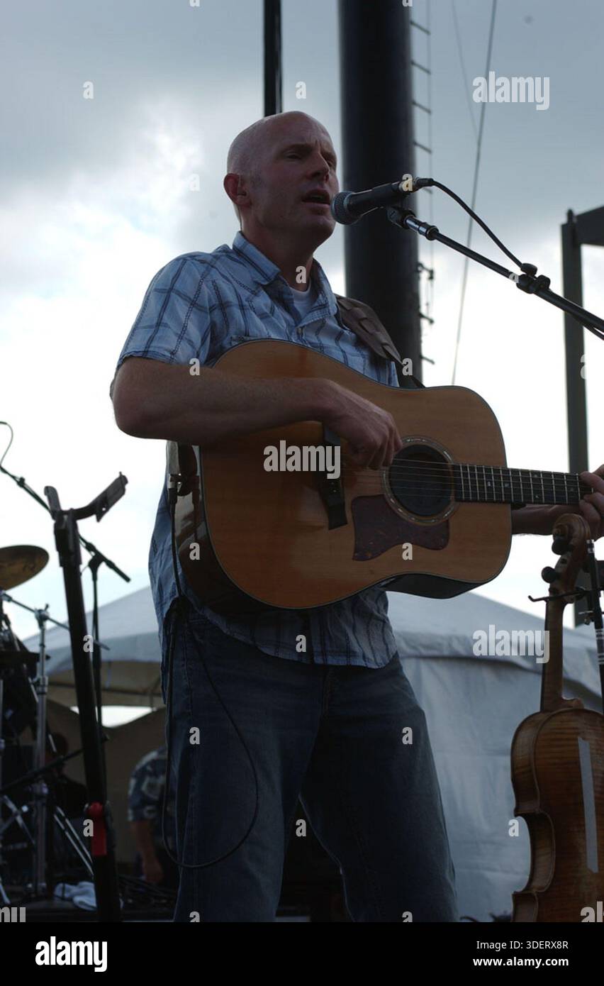 09 June 2005 - Nashville, Tennessee - Ryan Shupe and the RubberBand ...