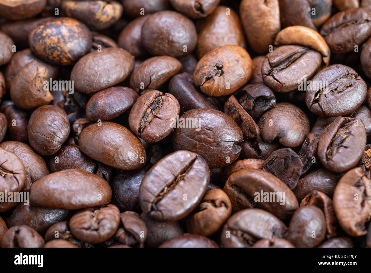 Coffee beans on sack slow hi-res stock photography and images - Alamy