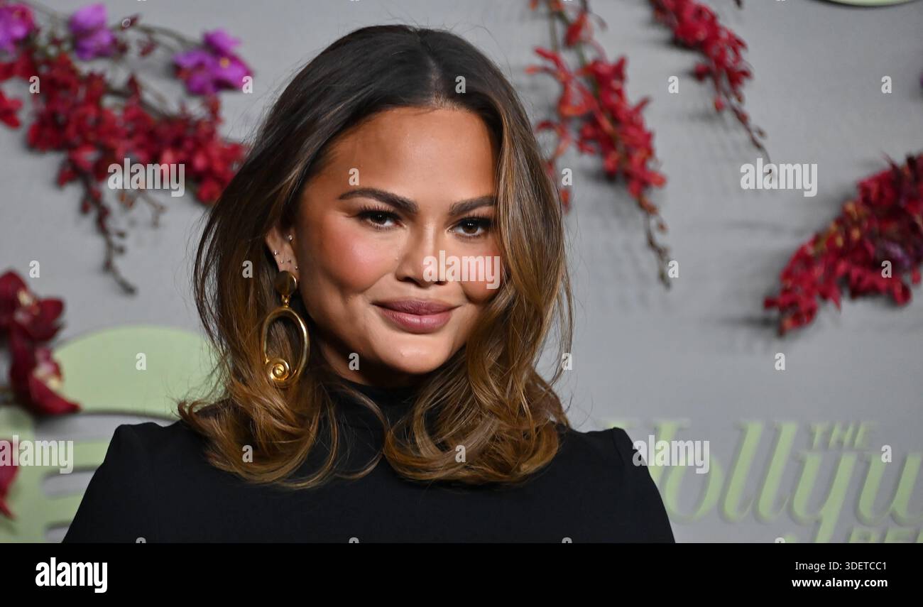 Los Angeles, USA. 08th Jan, 2026. Chrissy Teigen arriving to The ...