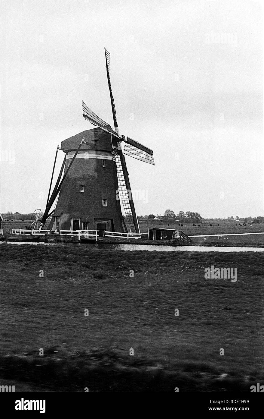 Netherlands canal water Black and White Stock Photos & Images - Alamy