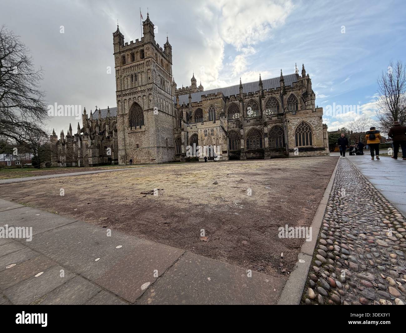 Exeter, Devon, UK. 9th Jan, 2026. Cathedral Green has parched ...
