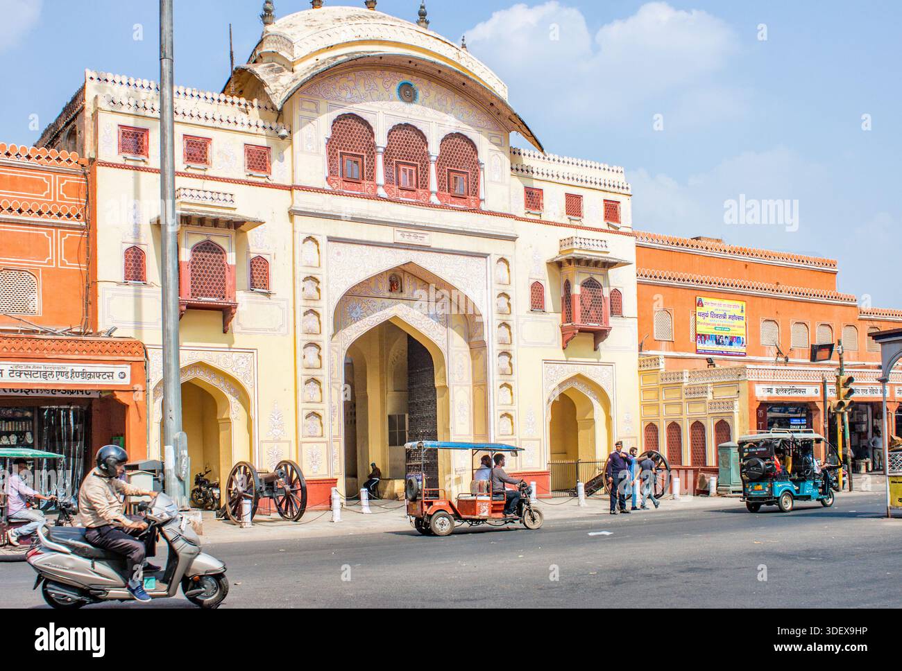 Jaipur India Gate, Tripoli Gate,Tripolia Gate,entrance to City Palace ...