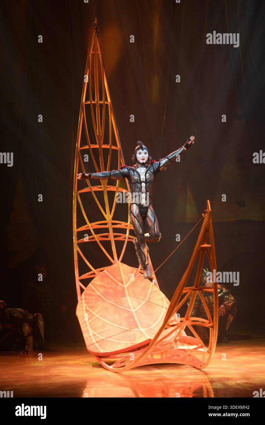 London, UK. 08 Jan, 2026. Pictured: Qiu Jiangming performs on the ...