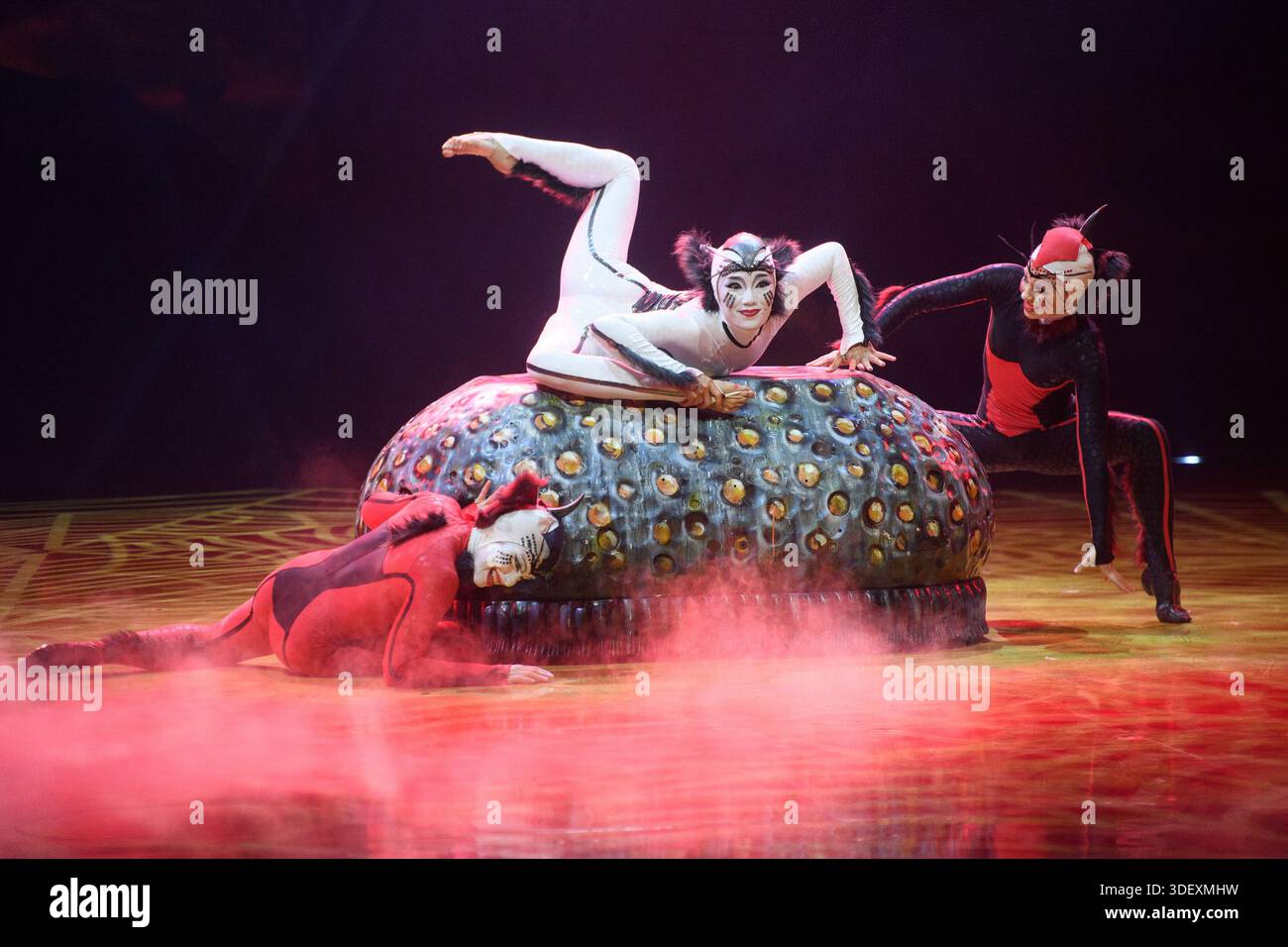 London, UK. 08 Jan, 2026. Pictured: Nyamgerel Gankhuyag performs on the ...