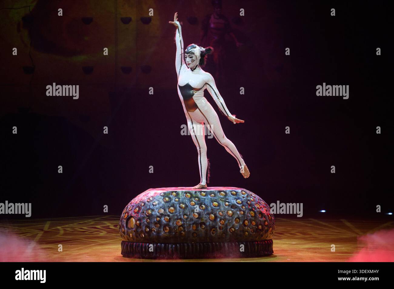 London, UK. 08 Jan, 2026. Pictured: Nyamgerel Gankhuyag performs on the ...