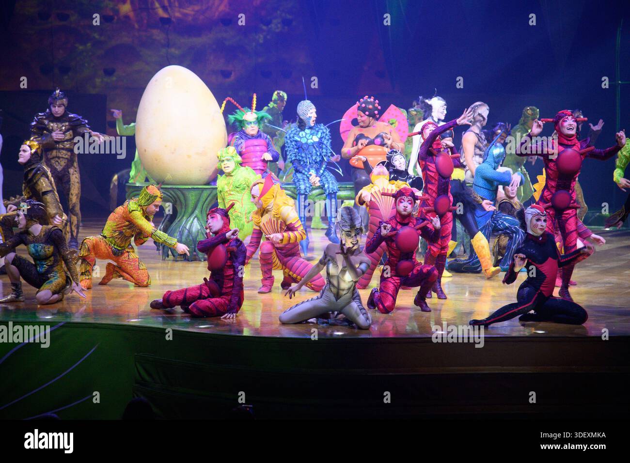 London, UK. 08 Jan, 2026. Pictured: Performers take a bow at Cirque Du ...