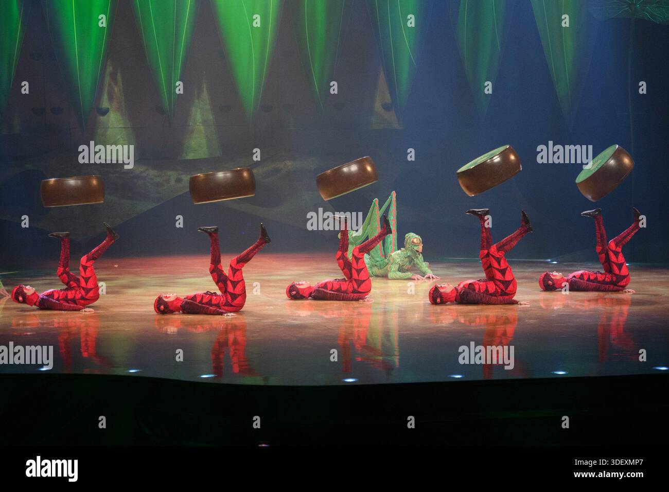 London, UK. 08 Jan, 2026. Pictured: Yue Zhao, Baoyu Zhu, Lulu Zhang ...