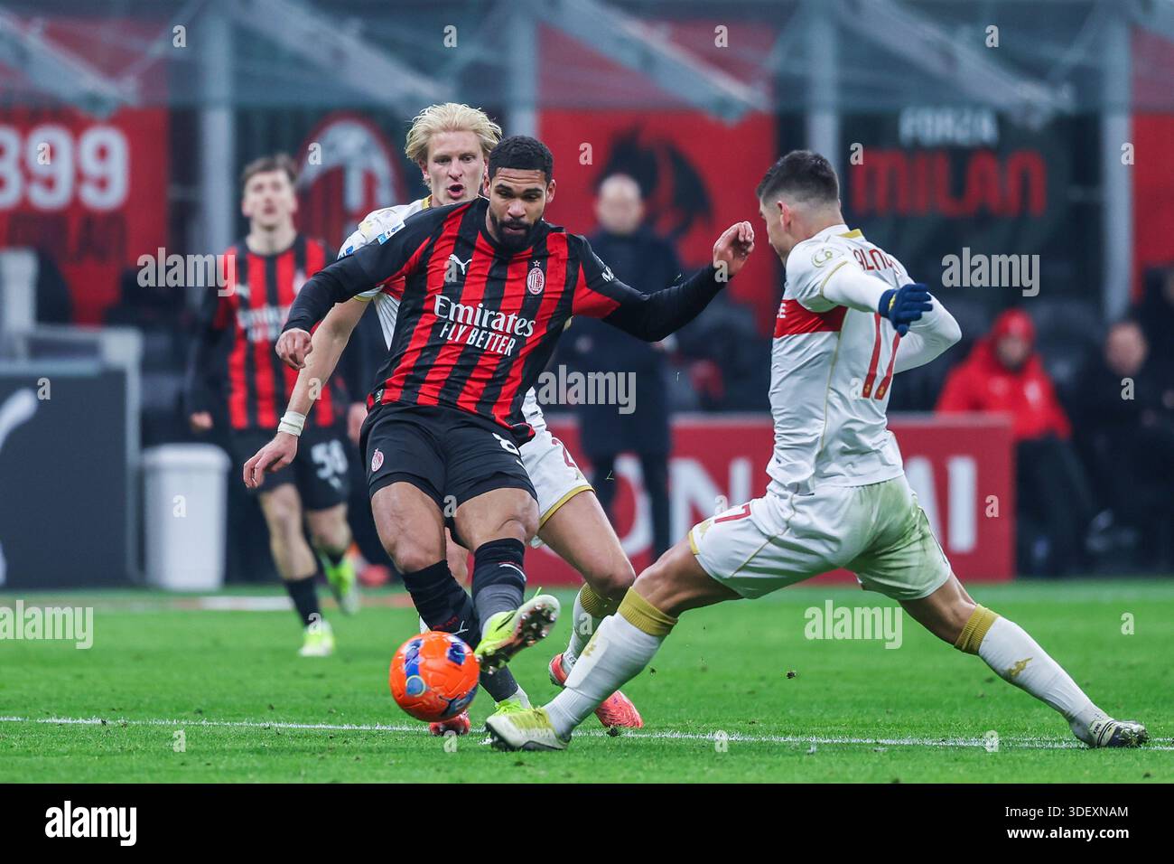 Milan, Italy. 08th Jan, 2026. Ruben Loftus-Cheek of AC Milan seen in ...