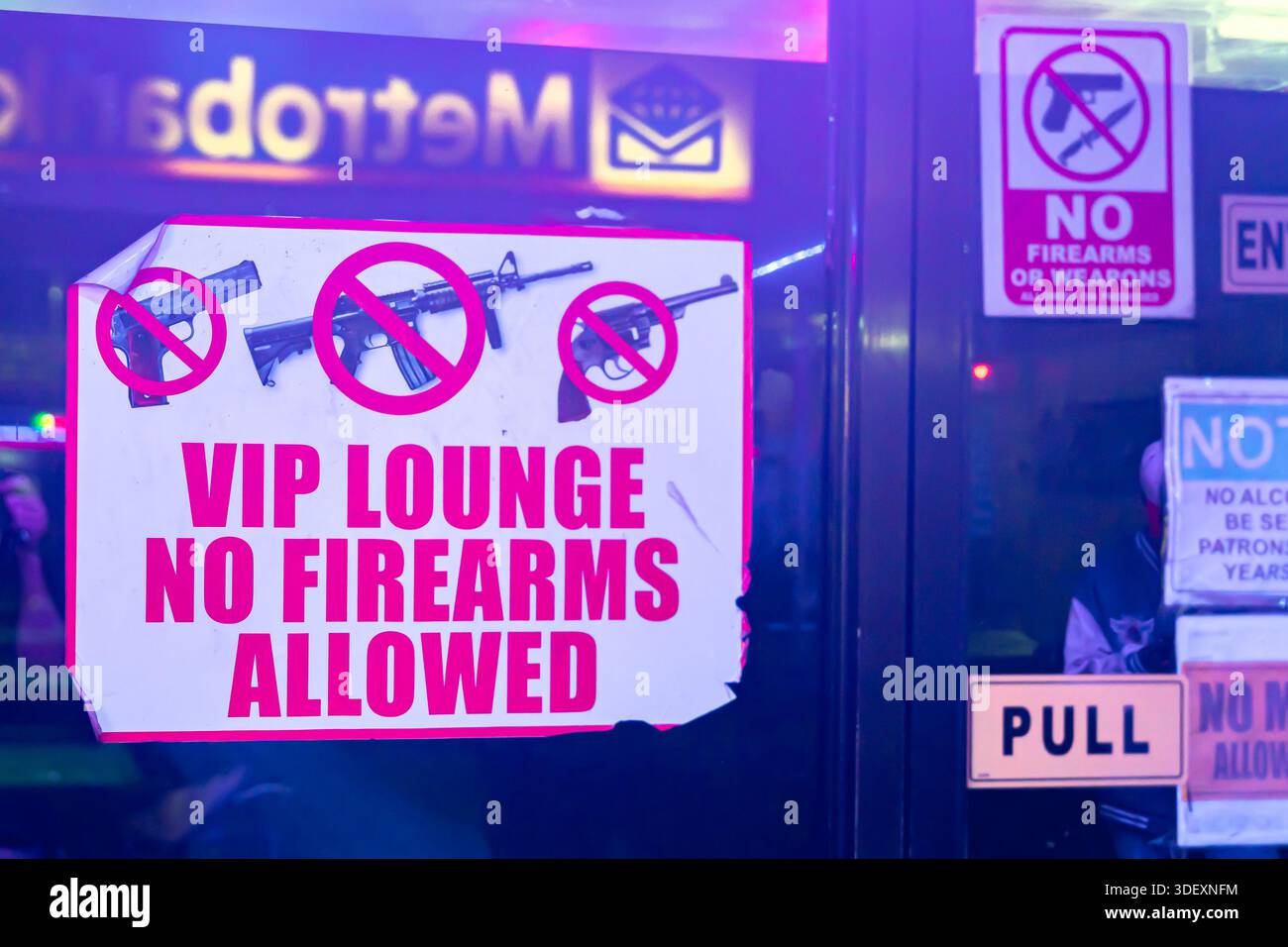 No firearms allowed door sign hi-res stock photography and images - Alamy