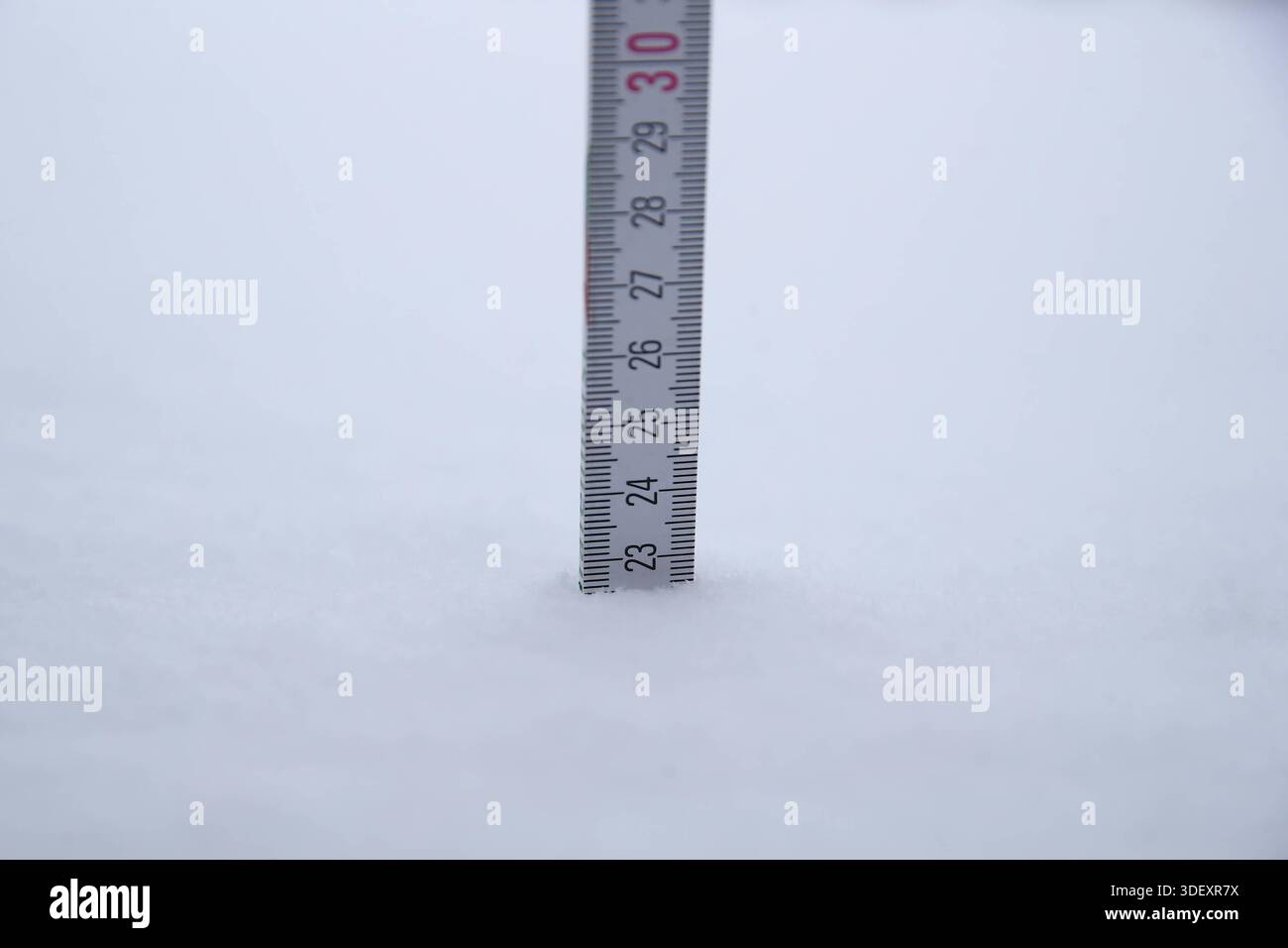 09.01.2026, xgox, Sturmtief Elli, Schnee in Norddeutschland, Symbol ...