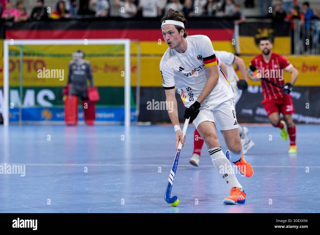 Anton Boeckel (Germany, 8, Kapitän [captain]), am Ball, Freisteller ...