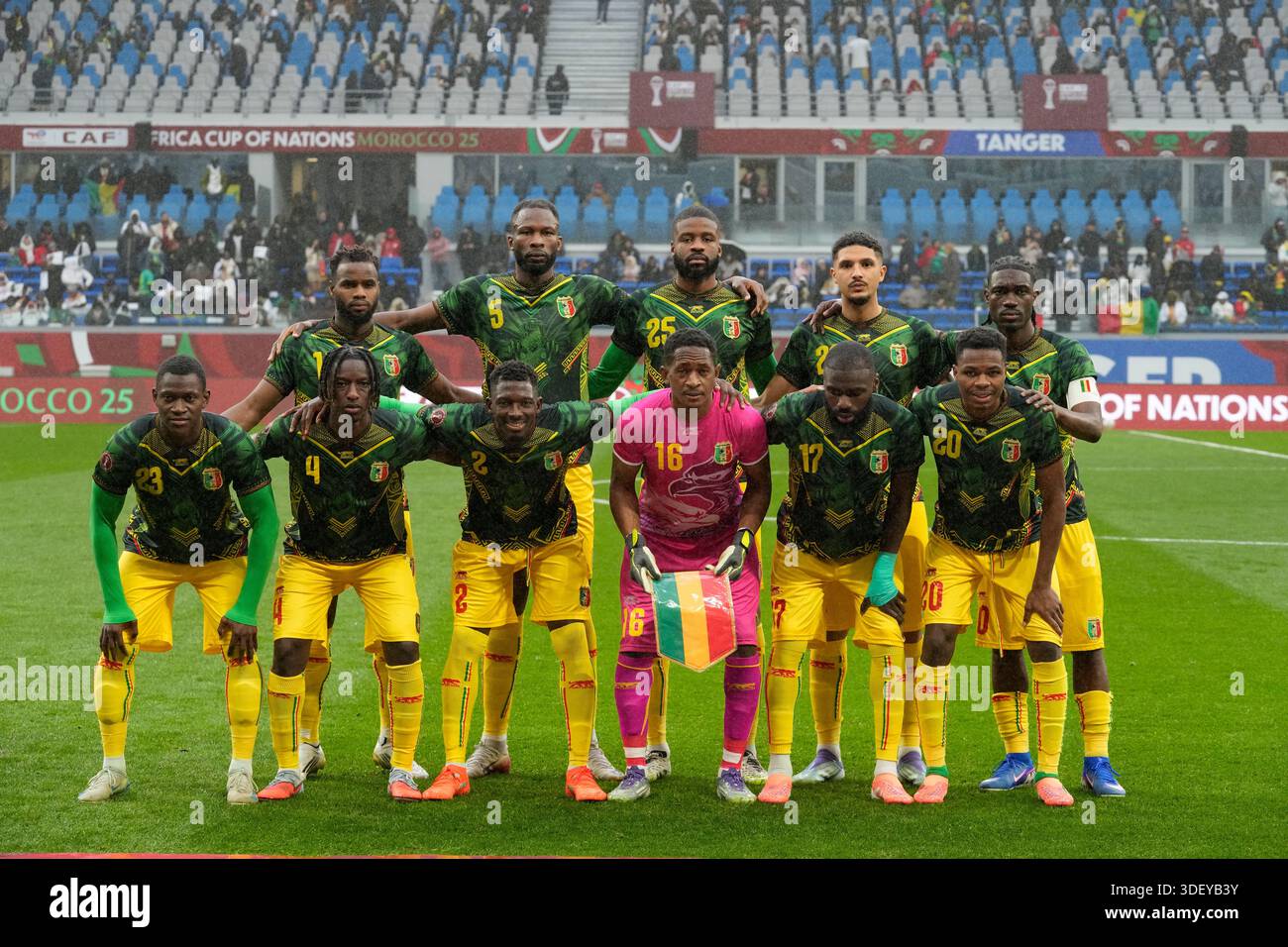 Mali players pose before the Africa Cup of Nations quarterfinal soccer ...