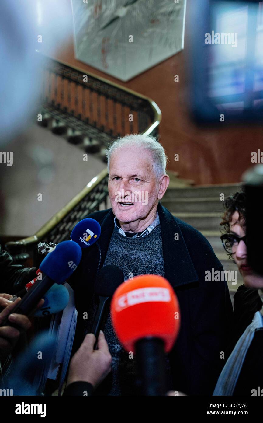 The septuagenarian being interviewed. Trial of the 70-year-old man who ...