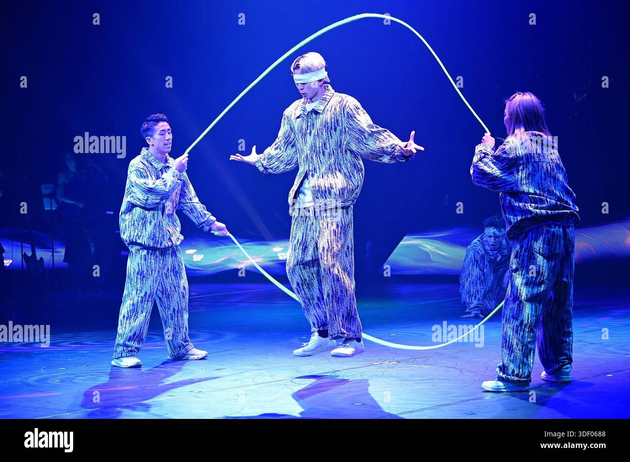 08.01.2026 xkhx Kassel, VIVA Feuerwerk der Turnkunst 2026 Gruppe ...