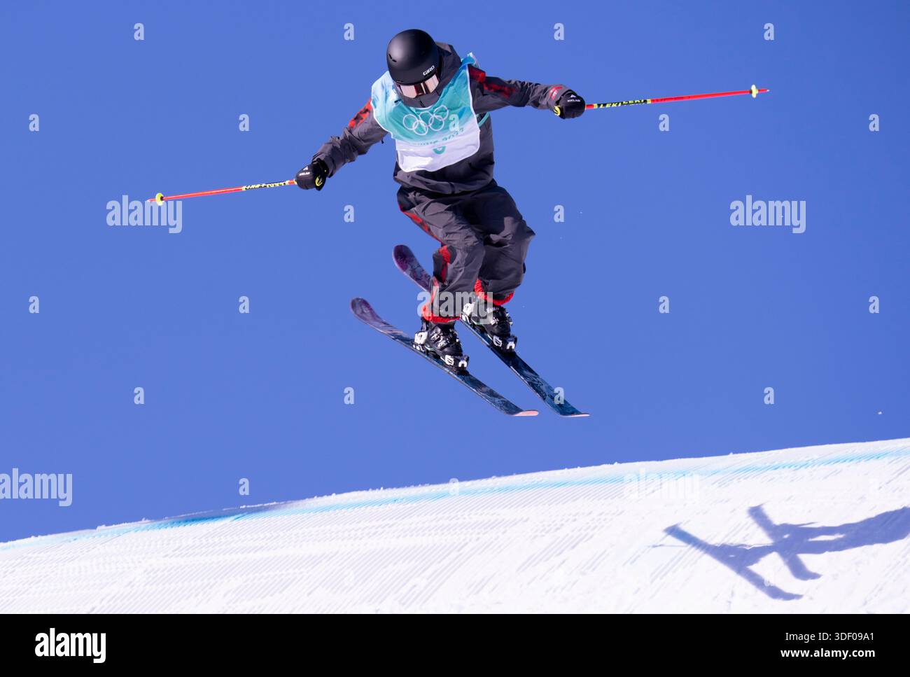 ARCHIVES - La Canadienne Megan Oldham effectue un saut à l'épreuve de ...