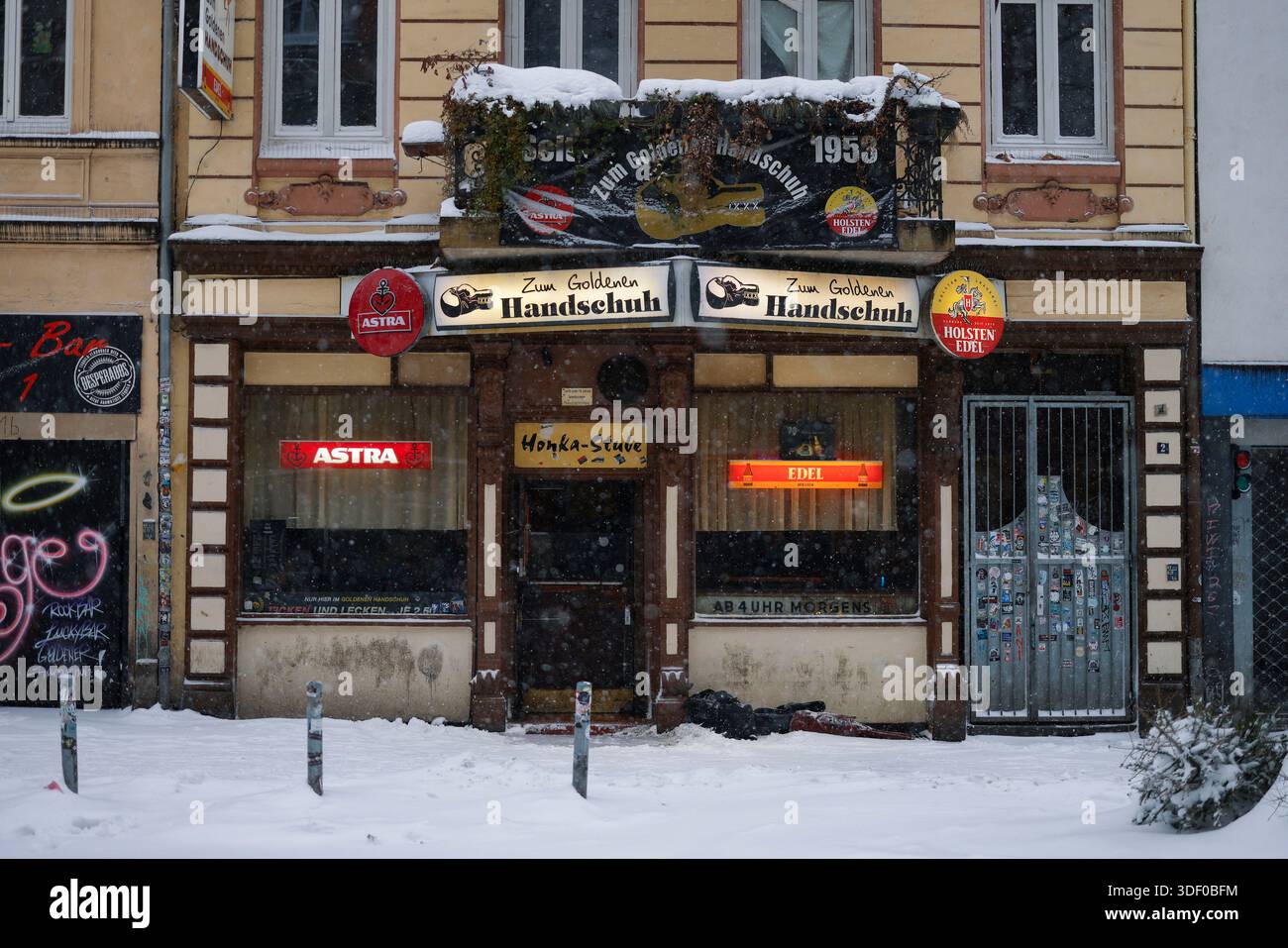 Hamburg 2026, photography, Reeperbahn, Hamburger Berg, Golden Glove ...