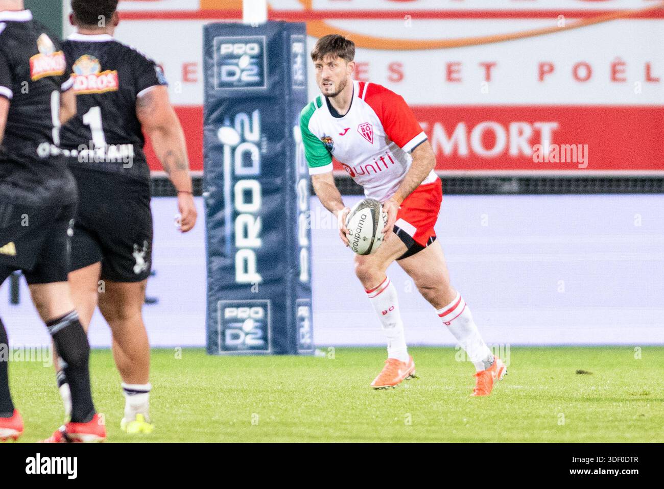 Enzo Selponi of Biarritz during the Pro D2 match between Brive and ...