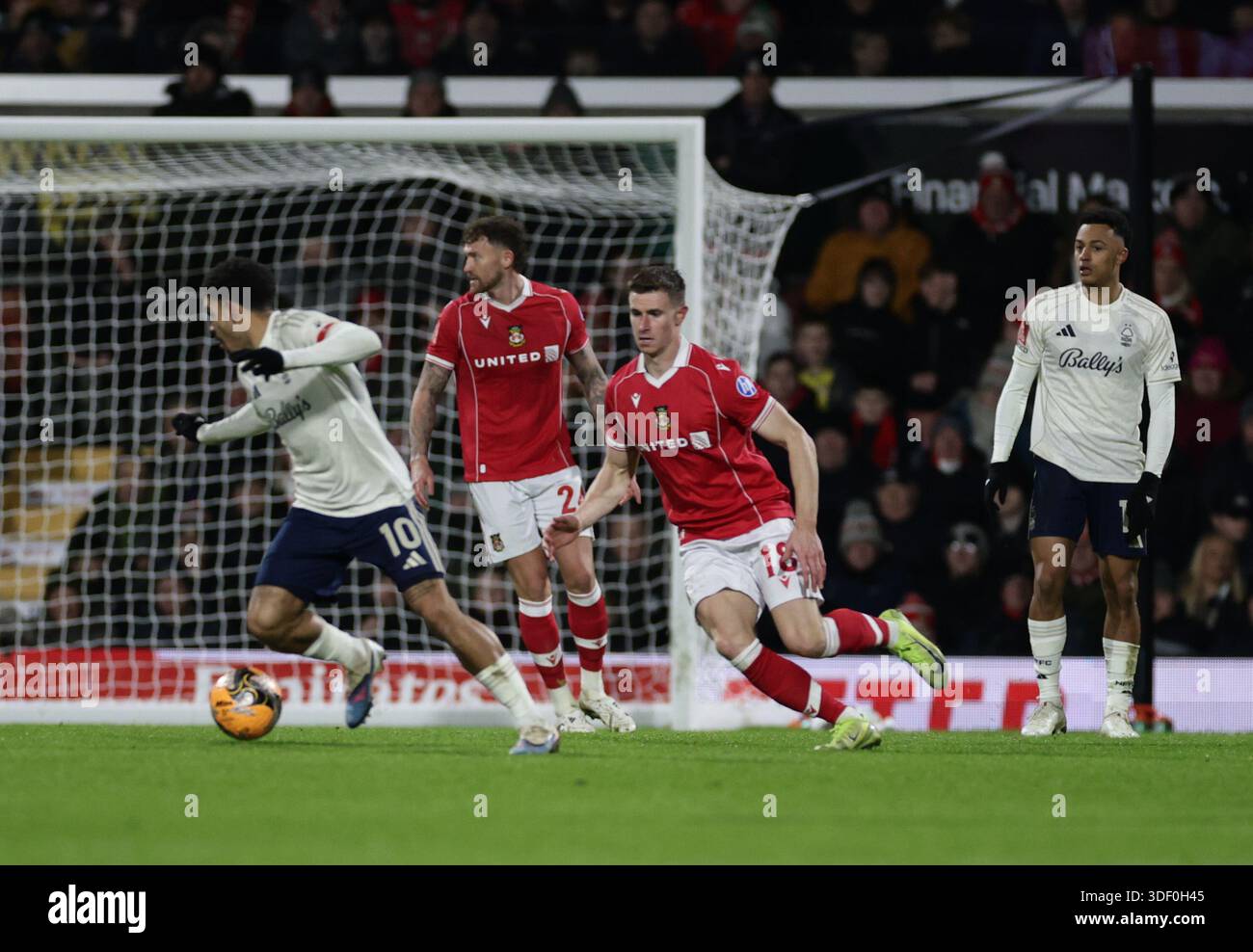 Racecourse Ground, Wrexham, UK. 9th Jan, 2026. FA Cup Football, Wrexham ...