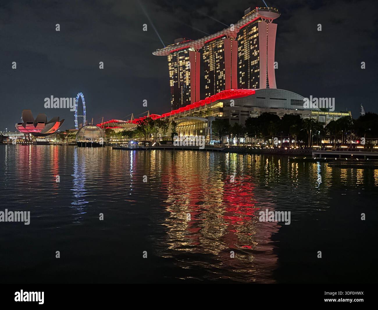 Marina bay light show singapore smartphone stock photos and images - Alamy